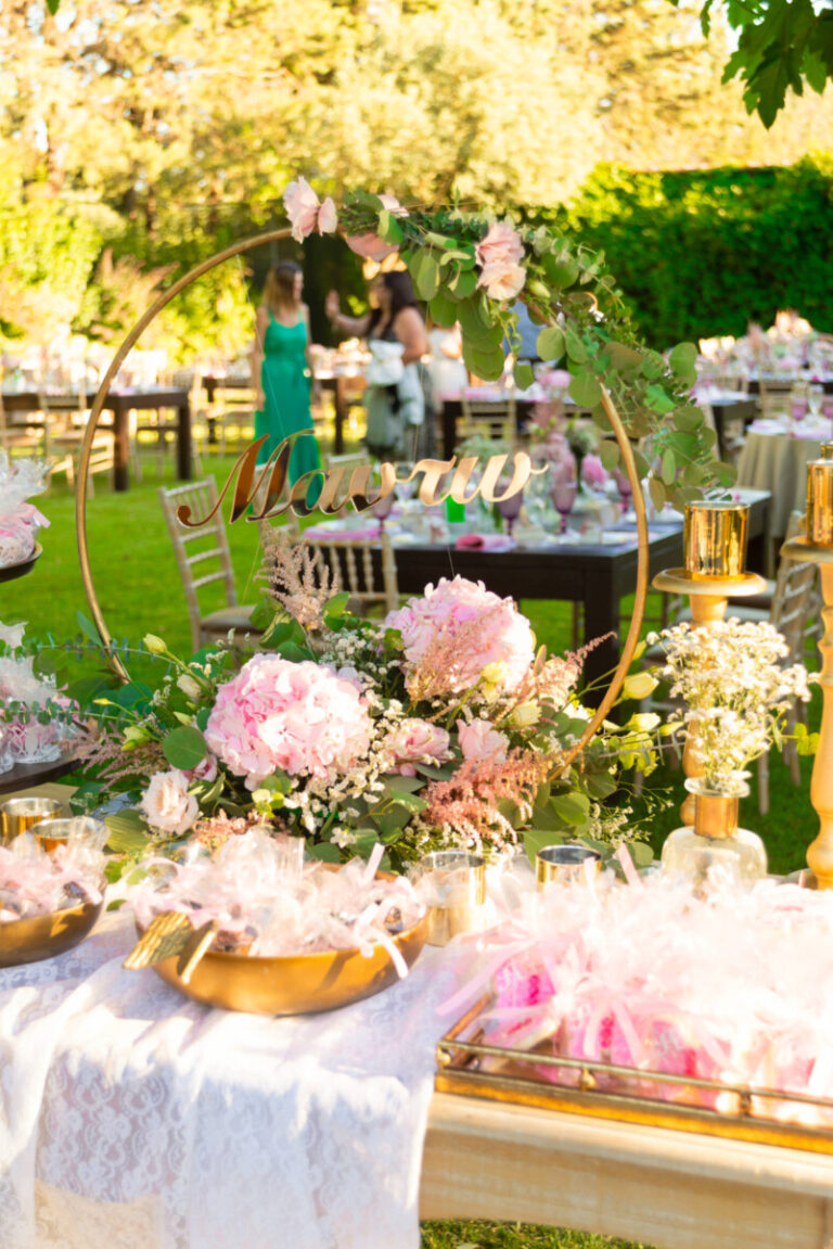 Candy Bar Βάπτισης Κορίτσι "Μαντώ" σε Ροζ Αποχρώσεις